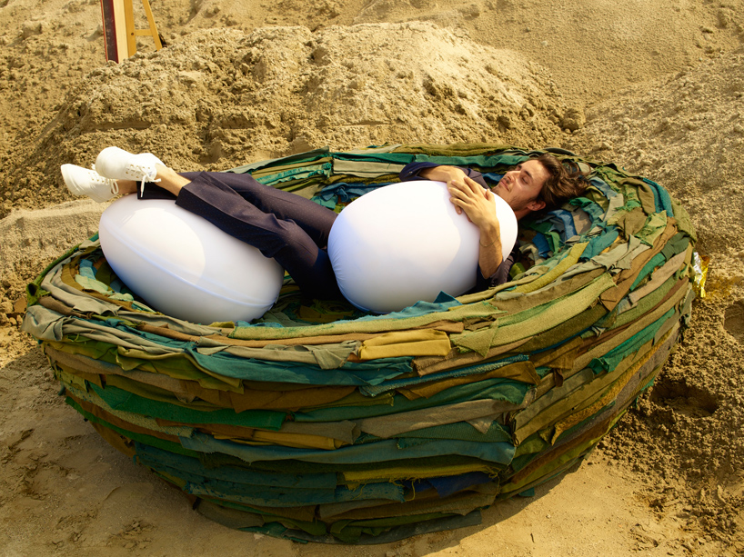 Gufram Sofa LA COVA limited edition von Ruffi, Gianni im Designlager Dülmen